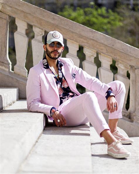 Pink Linen Suit Styled In 3 Ways Hockerty