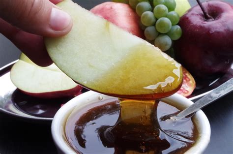 Гречишный мёд, вкус, цвет, свойства, применение