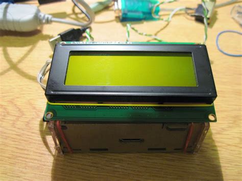 Homebrew Computers Raspberry Pi I2C LCD Screen And Safe Power Down Button