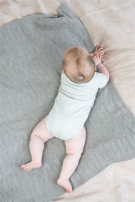 Lavender Blanket Rowan