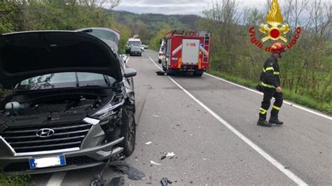 Incidente Tra Auto E Moto Lungo La Gola Del Bottaccione