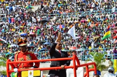 Picha Sherehe Za Miaka 50 Ya Muungano Wa Tanganyika Na Zanzibar Toka