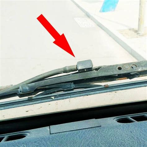 Universal Front Windscreen Wiper Washer Spray Jet Nozzle Mounted 9mm