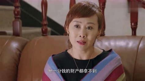 小三以为原配是黄脸婆，霸气上门让其离婚，谁知原配竟是董事长！影视家庭好看视频