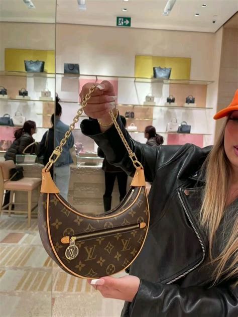 Épinglé par Anacksunamun sur BOLSAS ESTILO HOBO O MEDIA LUNA Sac