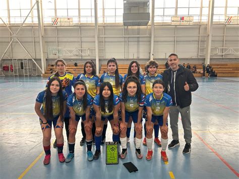 Damas Y Varones Campeones Provinciales En Futsal Boston College Maipú