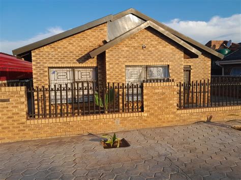 Soshanguve L Property Property And Houses For Sale In Soshanguve L