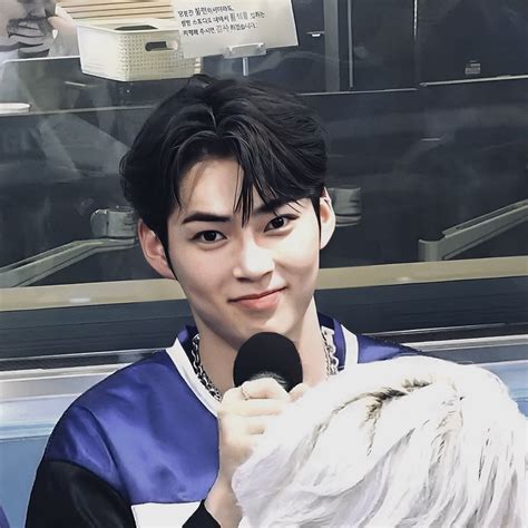 ☘️ On Twitter 071823~ ♡🫠 성한빈
