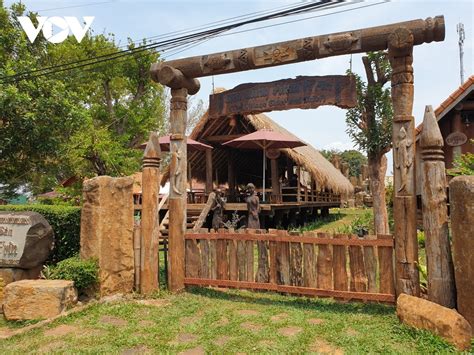 Discovering Ede Ethnic Group Village In Central Highlands