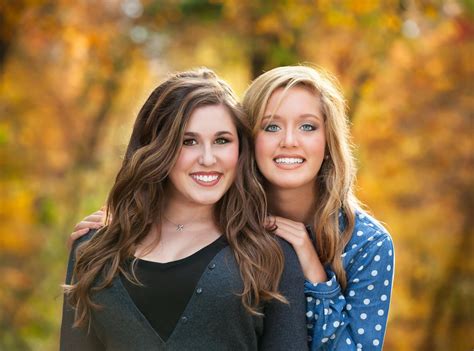 Pin By Mike Hobson On Senior Photography Girls Photography Poses