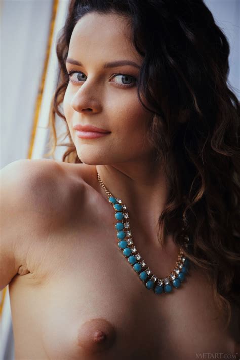 Ardelia A Nude In Photos From Met Art