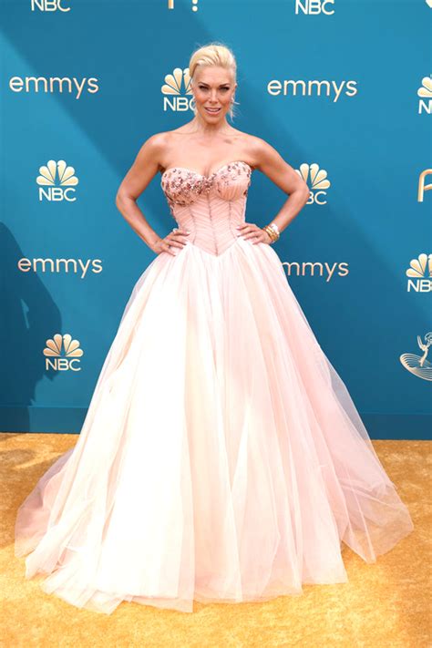Ted Lasso Cast Emmys Emmy Awards 2022 Red Carpet Fashion Style Tom