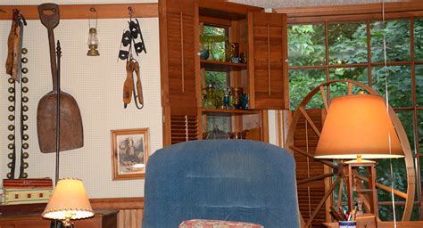 Show Vendor Profile Sally Thompson Second Generation Antiques