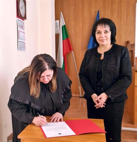 Веселка Златева Кожухарова От председател на РС Пазарджик през