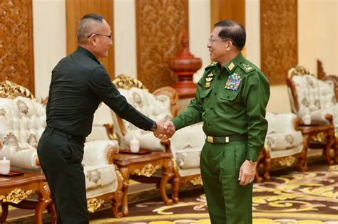 နစက ဥက္ကဋ္ဌ ထိုင်းဘုရင့်တပ်မတော်၊ ပူးပေါင်းစစ်ဆင်ရေး ညွှန်ကြားရေးမှူး