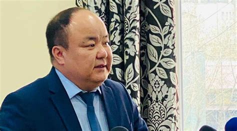 Л Ганбат Багшийн ажлыг судлагдахуун бүрээр үнэлж 10 25 хувийн