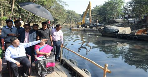 Mayor Firhad Hakim সরেজমিনে কাজ দেখতে মেয়র