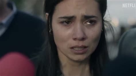 Netflix Lanza Tráiler De La Chica De Nieve Adaptación De Novela De