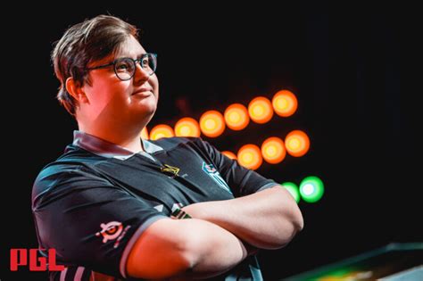 Niko é Mais Um A Deixar A Escalação Titular Da Og Draft5 Notícias E