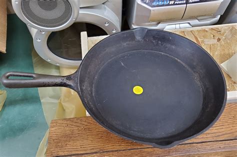 Heavy Cast Iron Frying Pan