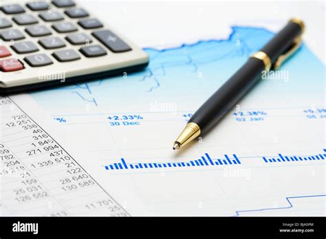 Stock Reports Hi Res Stock Photography And Images Alamy