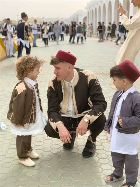 Libyan Men S Clothing Zboon In Libyan Clothing Mens Outfits Clothes