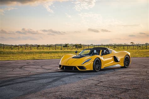 Summer Yellow Venom F Roadster