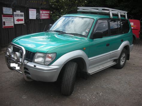 TOYOTA LAND CRUISER COLORADO IKZ BREAKING SPARES PARTS 2001