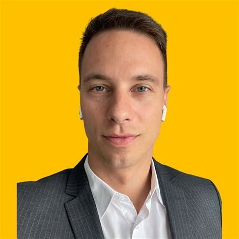 K2 Invest Crypto Dmitrymotyazhko • Threads Say More