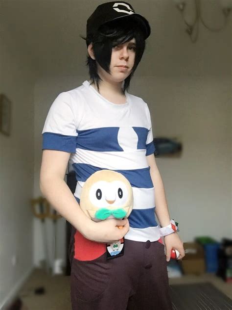 Pokémon Trainer Sunelio Cosplay Pokémon Sun And Moon Cosplay Amino