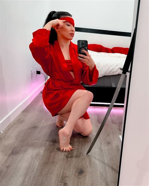 Erika Ishiis Feet