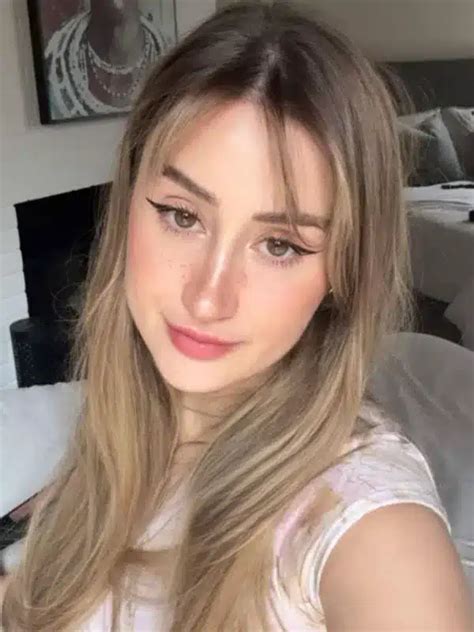 Bronwin Aurora Biography Wiki Height Career Net Worth And More
