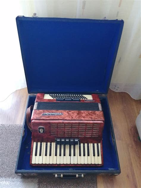 Harmonika WELTMEISTER Stella 80 Basova Sa Koferom Harmonika OLX Ba