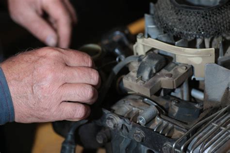 9 Reasons Your Lawn Mower Is Leaking Gas(+Quick Fix)