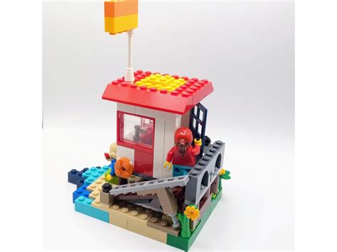 Lego Moc 40357 Bygglek Lifeguard Tower By Dafeld Rebrickable Build