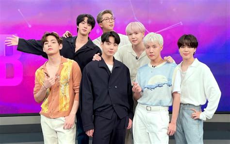 Bts Y Casetify Lanzan Nueva Línea De Accesorios Inspirada En