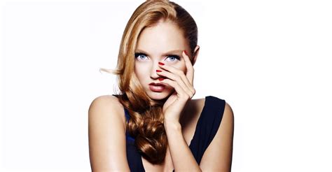 Download Elegant Beauty Red Nail Polish Wallpaper