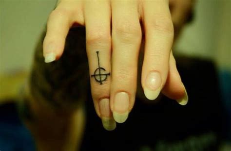 Pin de Kamilla Gonçalves em Ideias de tatuagens em Tatuagem flash Boas ideias para