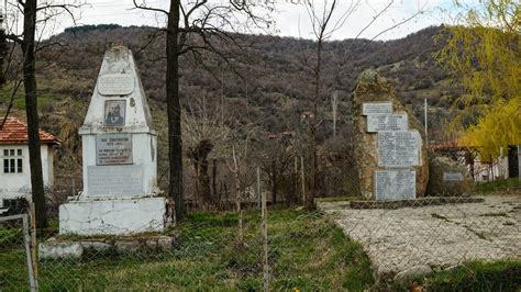 Selo Bg Репляна̀ е село в Северозападна България То се намира в община Чупрене област Видин