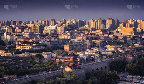 西安的现代和古代城市