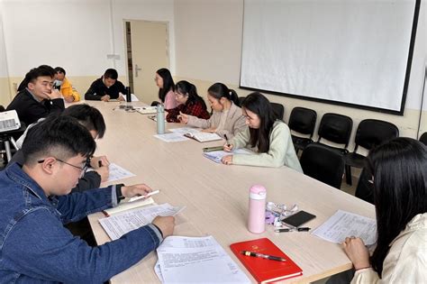 信息工程学院召开2023 2024学年春季学期心理危机干预工作研判会 桂林信息科技学院