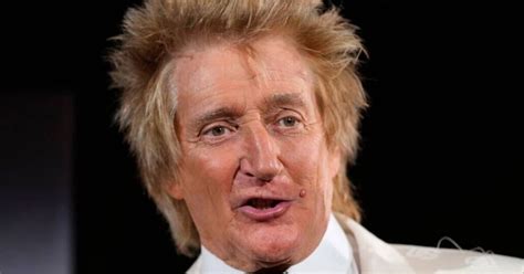 rod stewart s brutal donald trump dig sparks fury as he s told stick