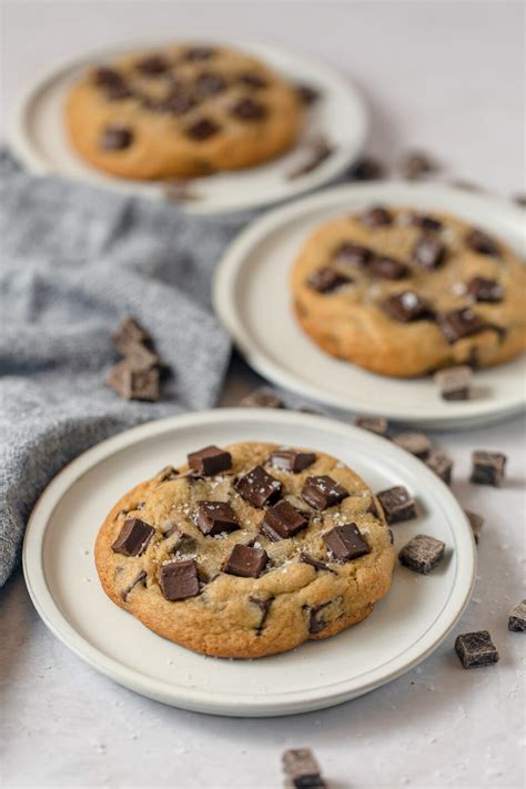 Crumbl Semi Sweet Chocolate Chunk Cookies Elle Makes Dessert