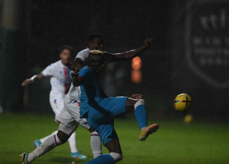 Champions Napoli Ai Quarti Per La Prima Volta Nella Storia 3 0 All