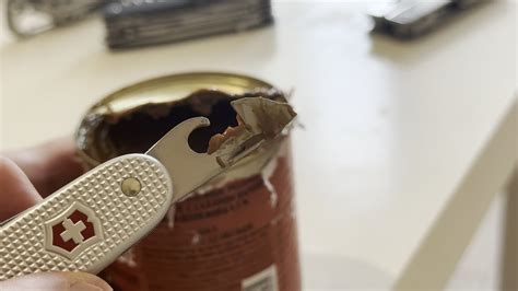Не пользуйтесь открывашкой Victorinox без высшего технического ...
