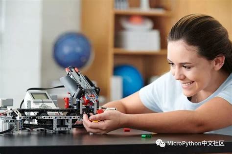 在乐高EV3上使用MicroPython 少儿编程