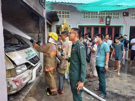 អគ្គិភ័យឆាបឆេះរថយន្តមួយគ្រឿងខ្ទេចទាំងស្រុងពេលចត ទុក នៅក្នុង ផ្ទះ សារព័ត៌មាន នគរវត្ត