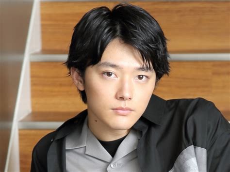 櫻井海音、日本サッカーの“至宝”と対面「最高の夜でした」 エンタメ ニュース ｜クランクイン！