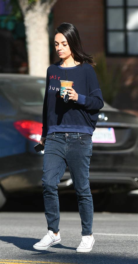 Mila Kunis Street Style 11152018 • Celebmafia