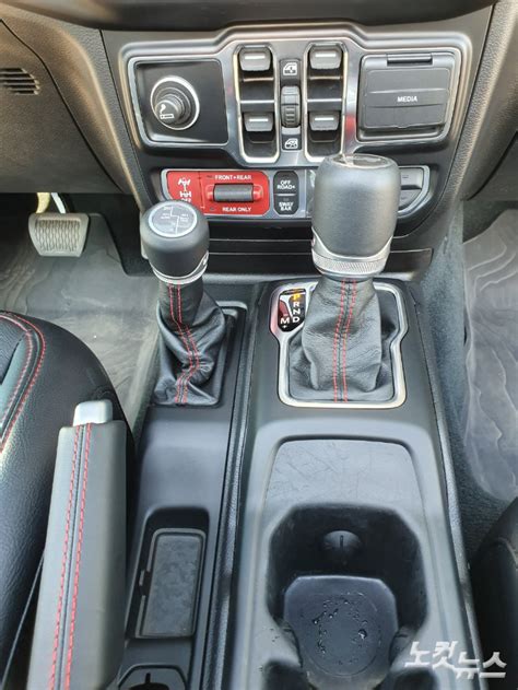 레알시승기 오프로드 아이콘 감성 끝판왕지프 랭글러 루비콘 파워탑 노컷뉴스